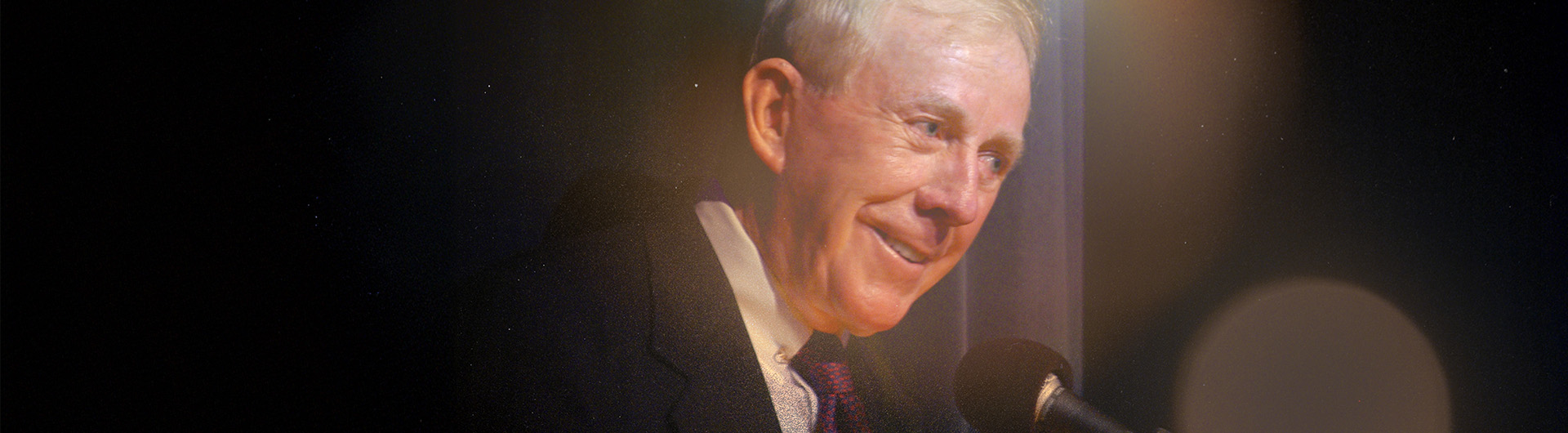 From 'Go Beach' to the plaza, late CSULB President Maxson's imprint ...