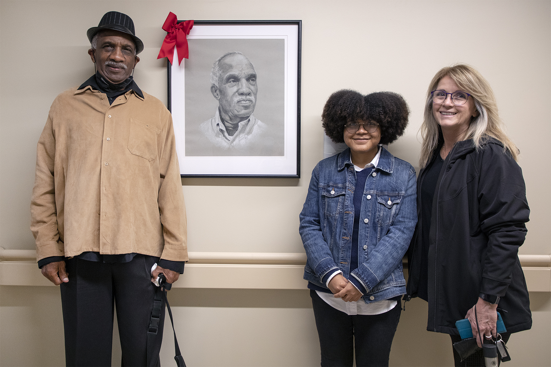 CSULB students see history through eyes of veterans in portrait project ...