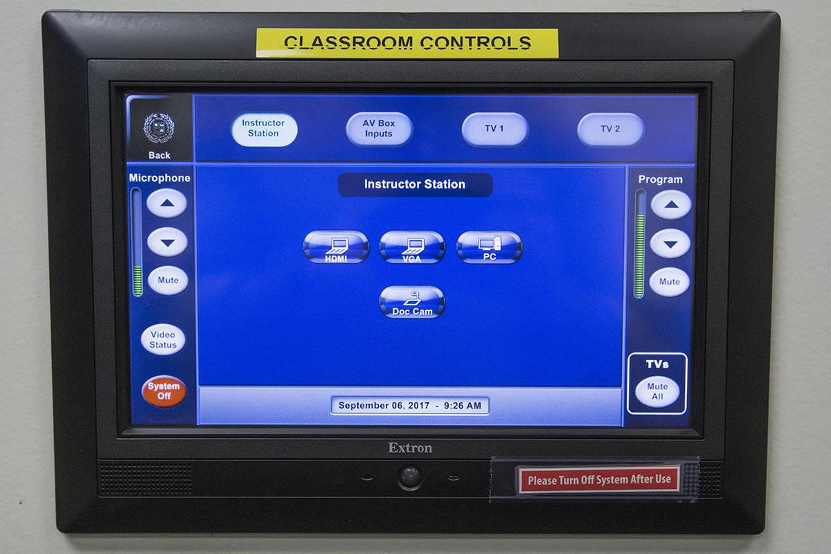 Active Learning Classroom - COB 218 | California State University Long ...