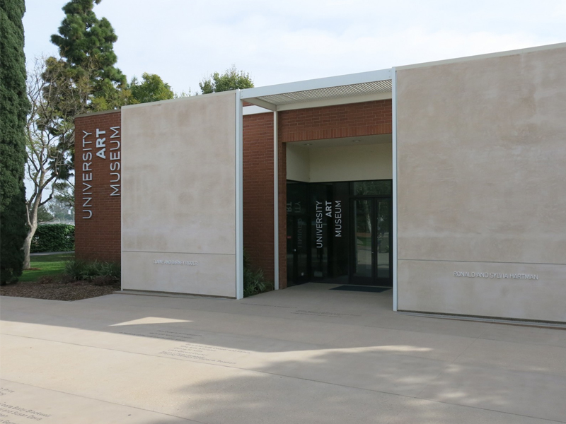 Award-winning artist Carolyn Campagna Kleefeld donates 120 pieces to ...