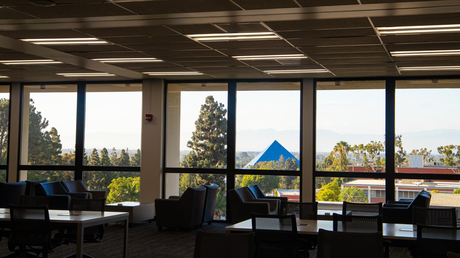 University Library | California State University Long Beach